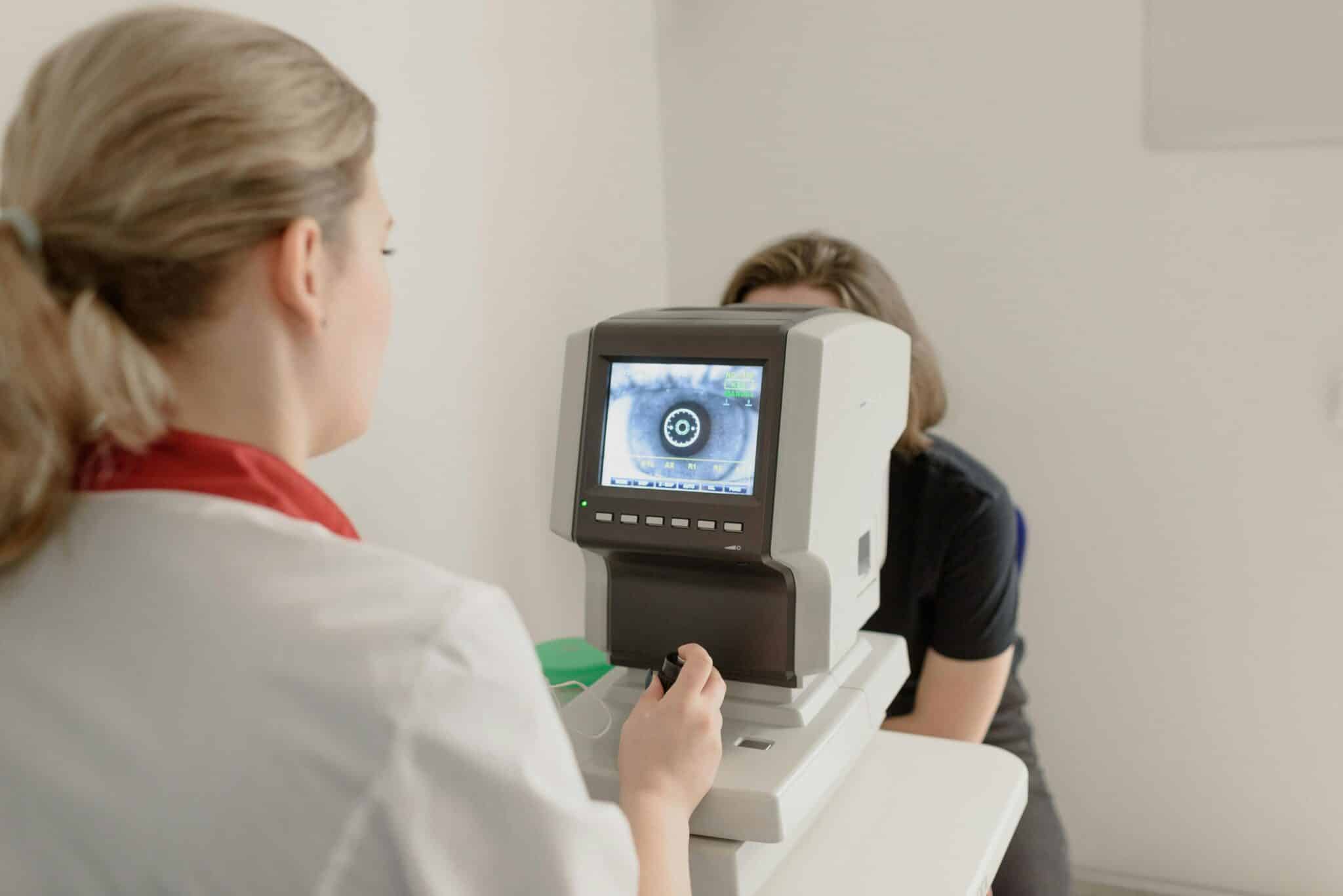 Everything You Need to Know About EVO ICL Eye Surgery